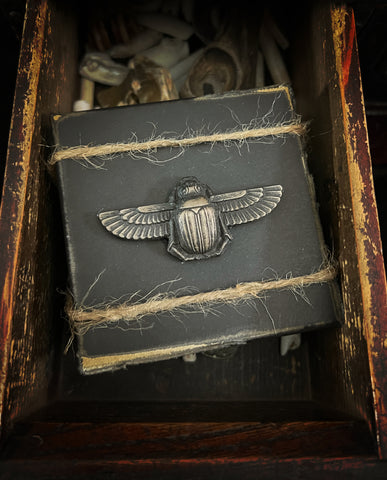 The Khepri Amulet – Lebanon Circle Prop & Illusion Design